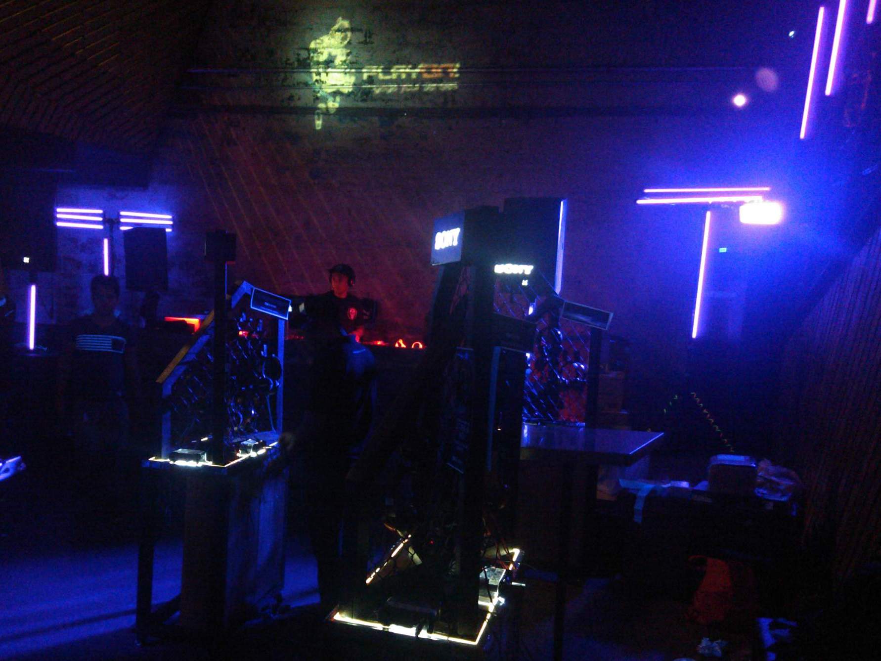 Is it blacklight or UV? and what exactly is "blacklight".. - Blacklight ...